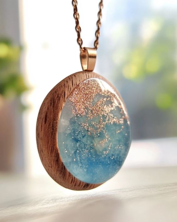 How To Make Resin Jewelry - Crafty DIY Artistry