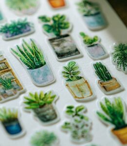 How To Seal Paper For Epoxy & UV Resin Crafts - Crafty DIY Artistry