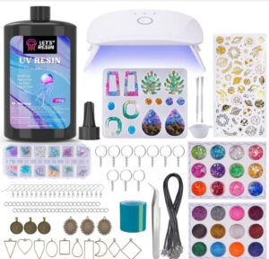 11 Best Resin Starter Kits For Beginners [2026] - Crafty DIY Artistry