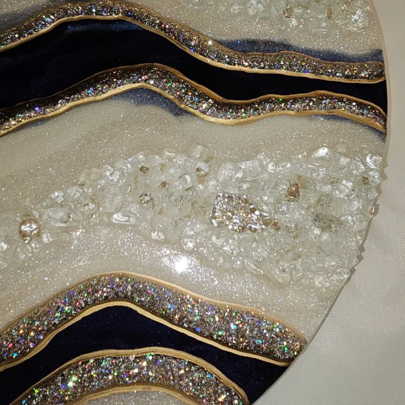 13 Resin Wood Art Ideas & Artists [2026] - Crafty DIY Artistry