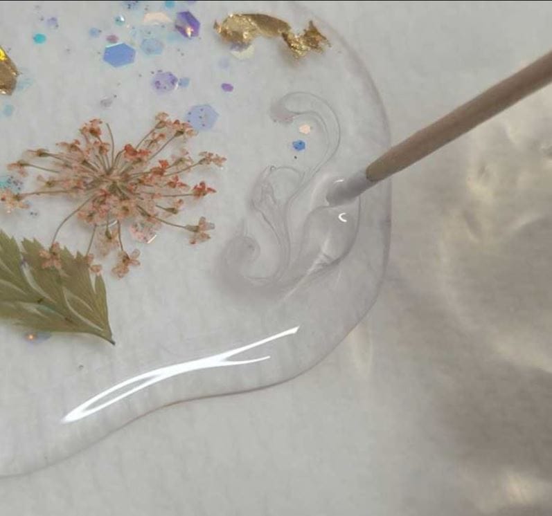 13 Reasons Why Epoxy Resin Is Cloudy [And Fixes] - Crafty DIY Artistry