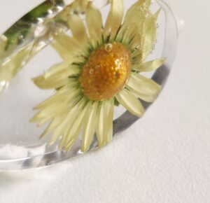 How to dispose of resin: 15 tips - Crafty DIY Artistry
