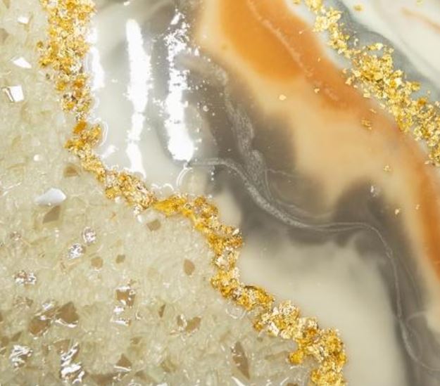17 Best Golds To Use In Resin - Crafty DIY Artistry