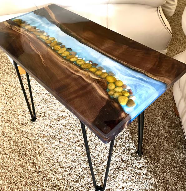 10 beautiful resin tables with rocks - Crafty DIY Artistry